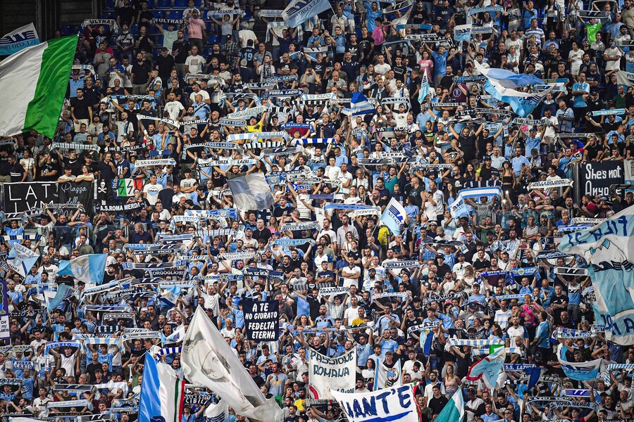 «Λουκέτο» στην Curva Nord της Λάτσιο μετά τη ρατσιστική επίθεση σε ...