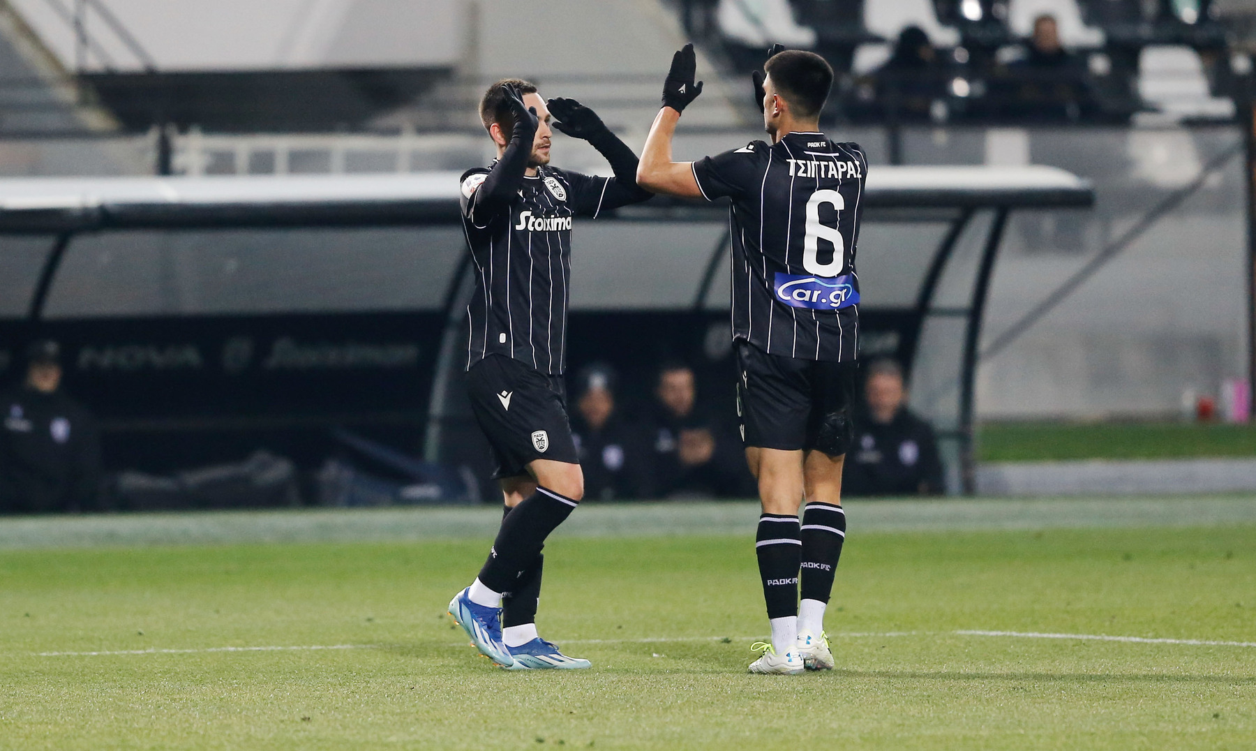 ΠΑΟΚ - Πανσερραϊκός 5-0: «Πεντάσφαιρος» και άνετος στα ημιτελικά ο ...