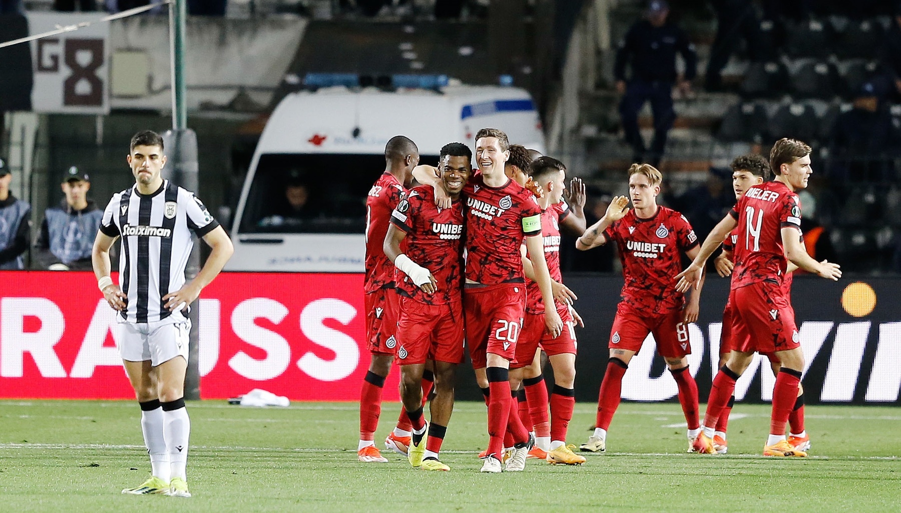 ΠΑΟΚ – Κλαμπ Μπριζ 0-2: «Πικρός» αποκλεισμός για τους «ασπρόμαυρους ...