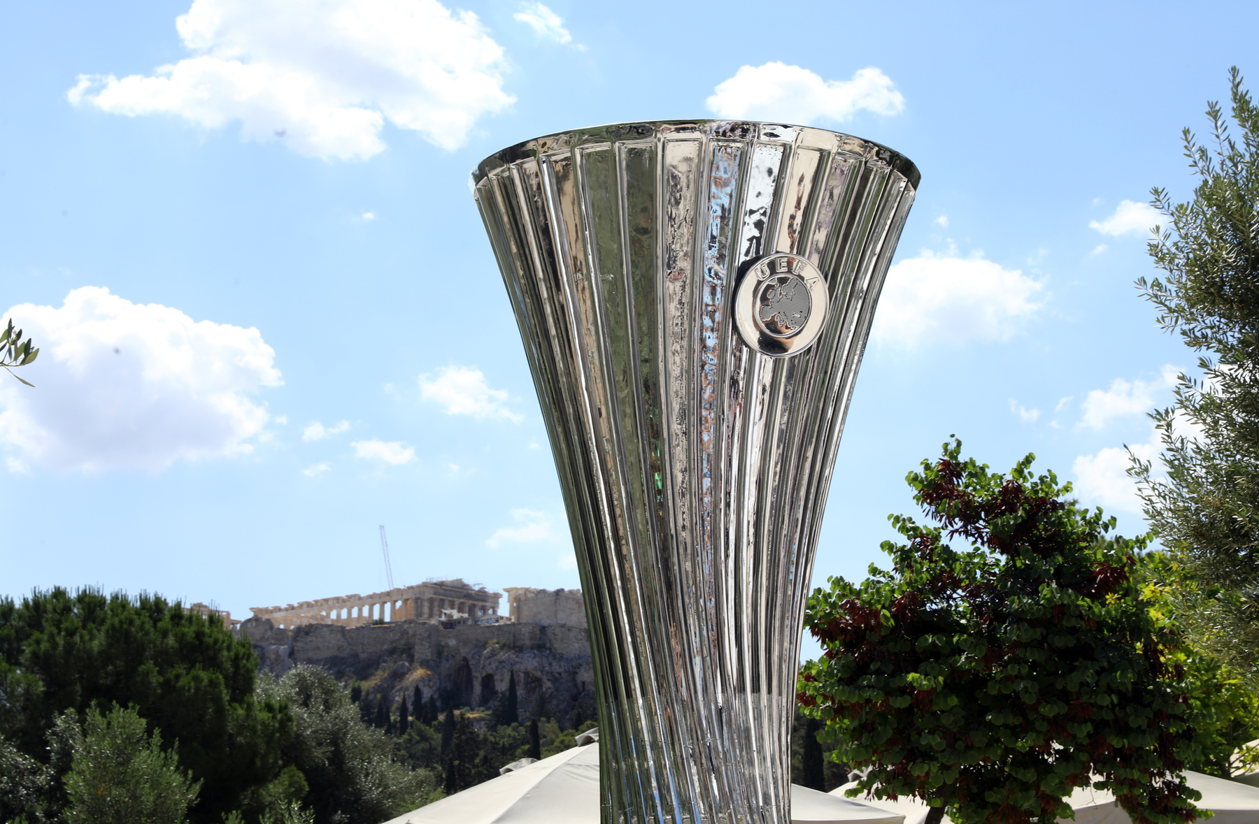 Στο Θησείο το τεράστιο τρόπαιο του Κόνφερενς Λιγκ
