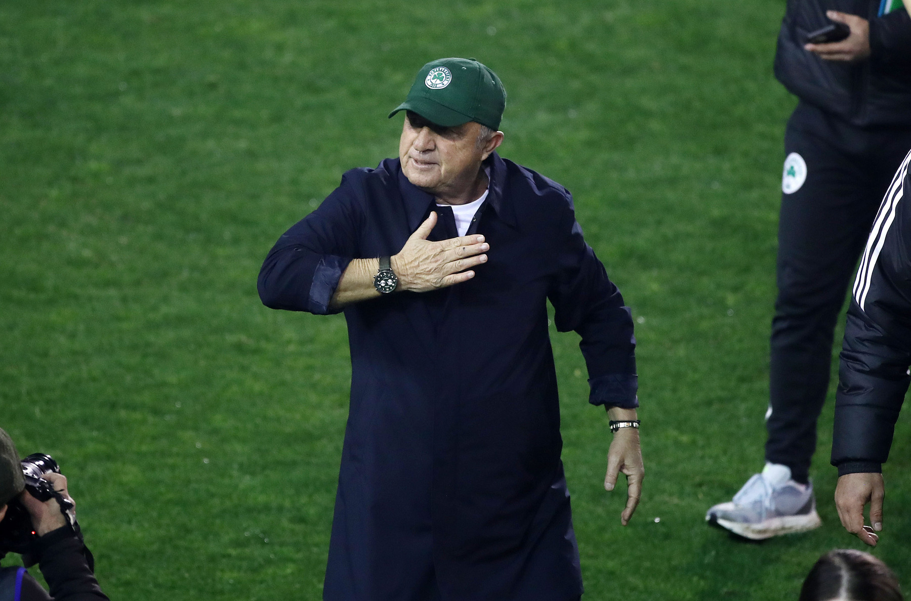 Η αγκαλιά Τερίμ - Αλαφούζου μετά τη λήξη - «Αν δεν πει ο Παναθηναϊκός ...