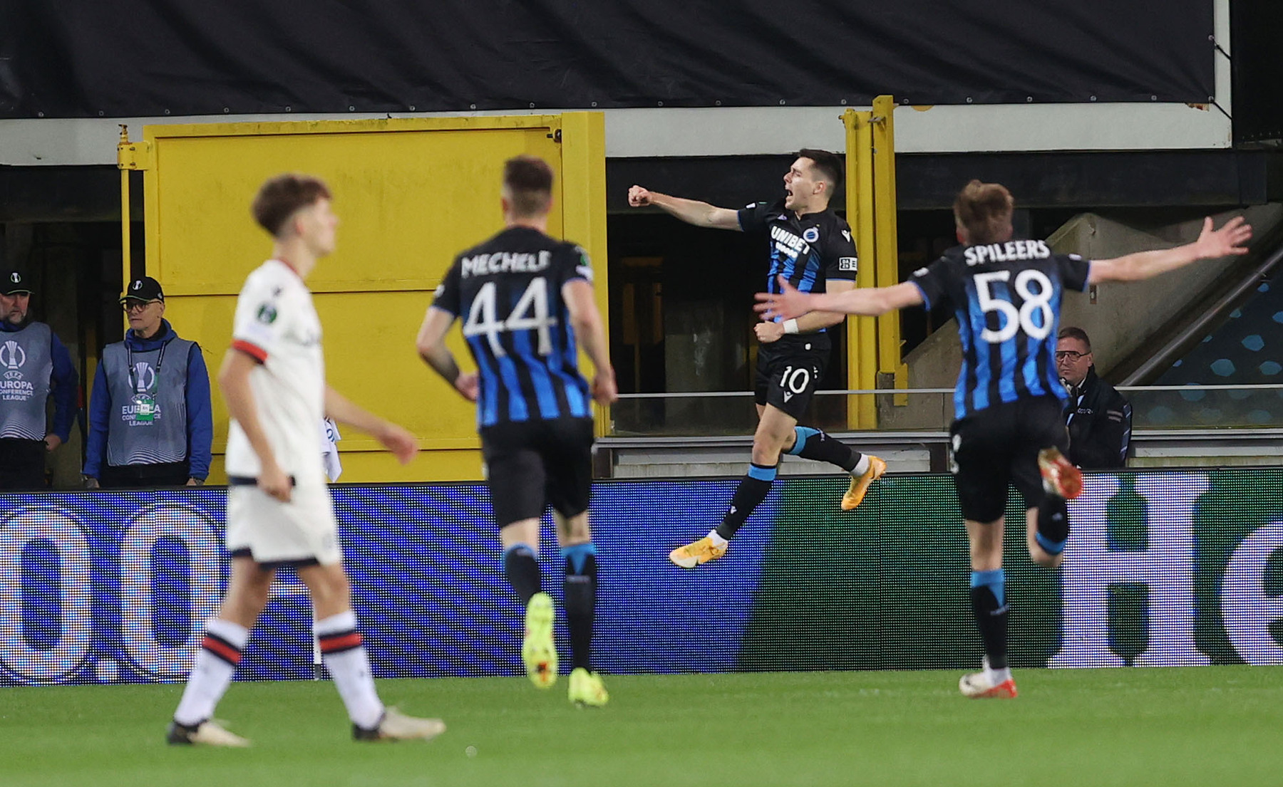 Κλαμπ Μπριζ – ΠΑΟΚ 1-0: Τα βρήκαν «σκούρα» οι Θεσσαλονικείς, αλλά στην ...