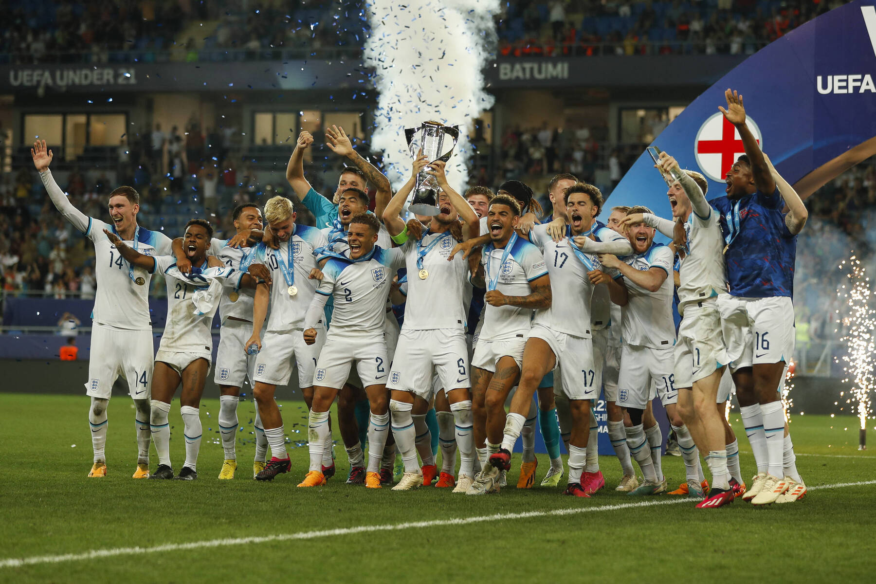 Euro U21: Πρωταθλήτρια Ευρώπης η Αγγλία χωρίς να δεχτεί γκολ στο ...