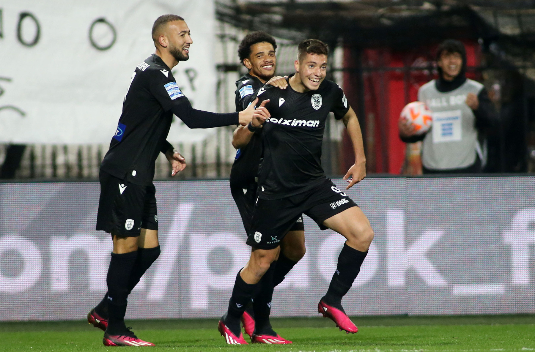 ΠΑΟΚ-Ιωνικος 6-0: Iσοπεδωτικός ο «Δικέφαλος του Βορρά», έγραψε ιστορία ...
